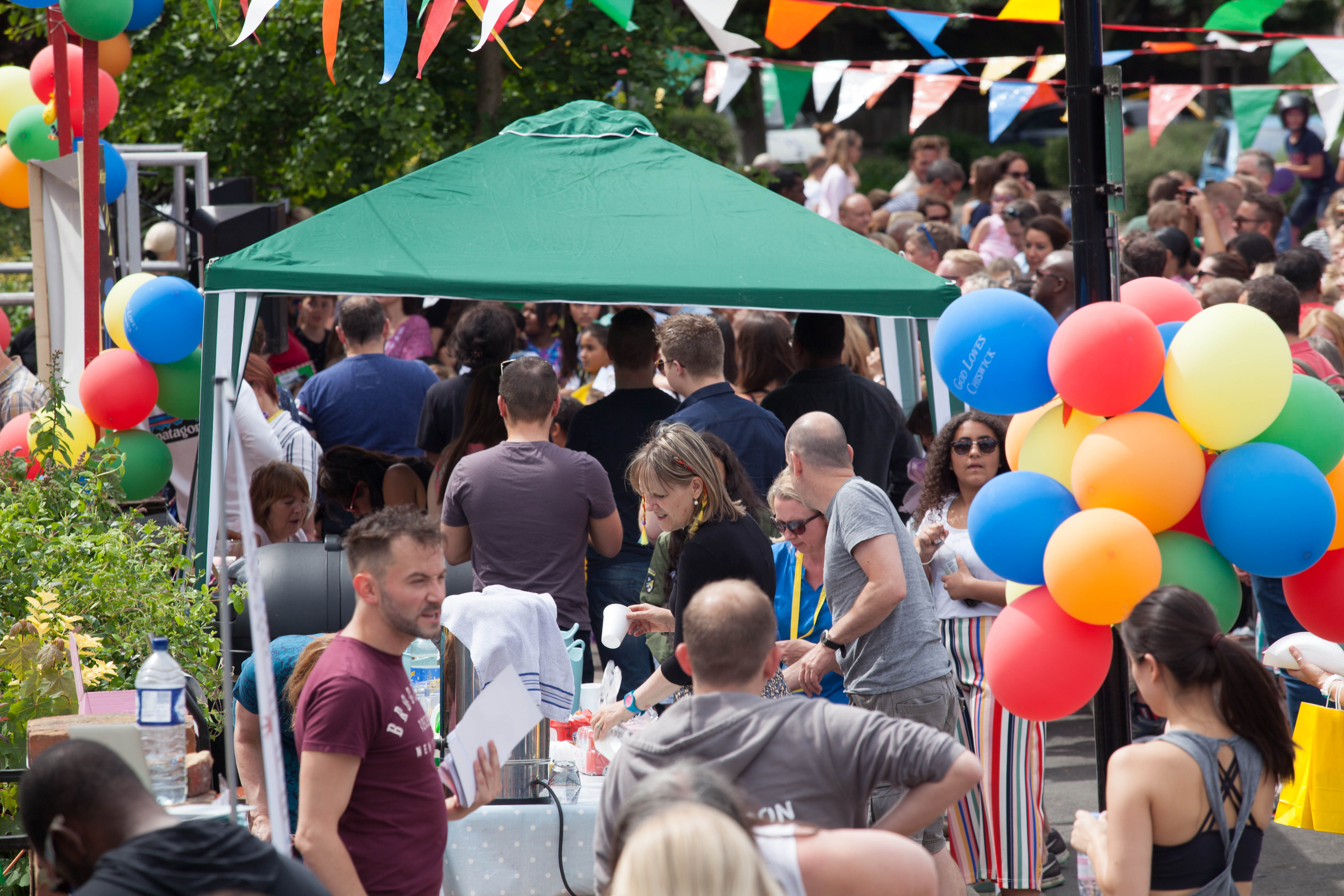 Elmwood Road Street Party pictures